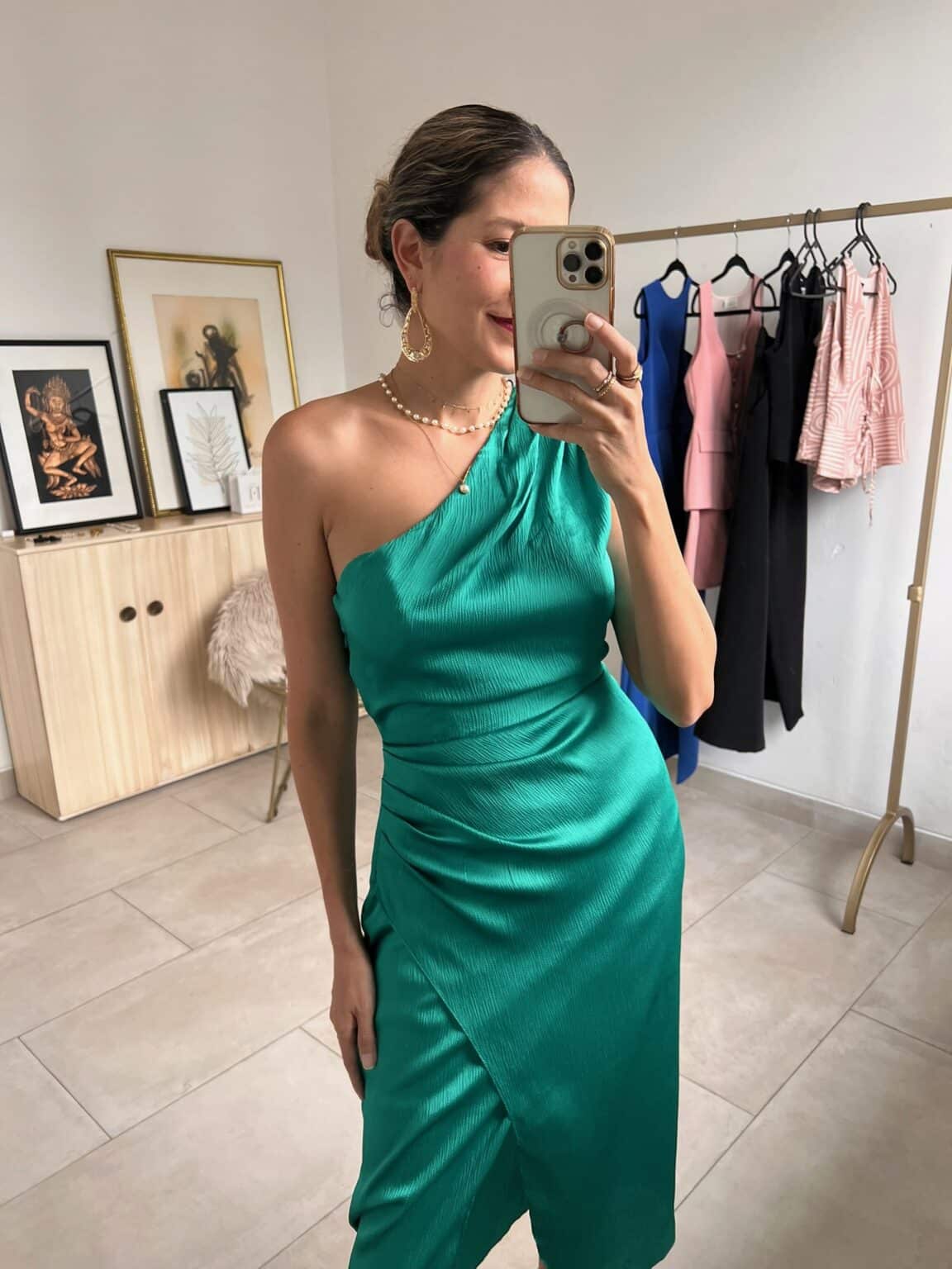 MOI - Ropa y Accesorios