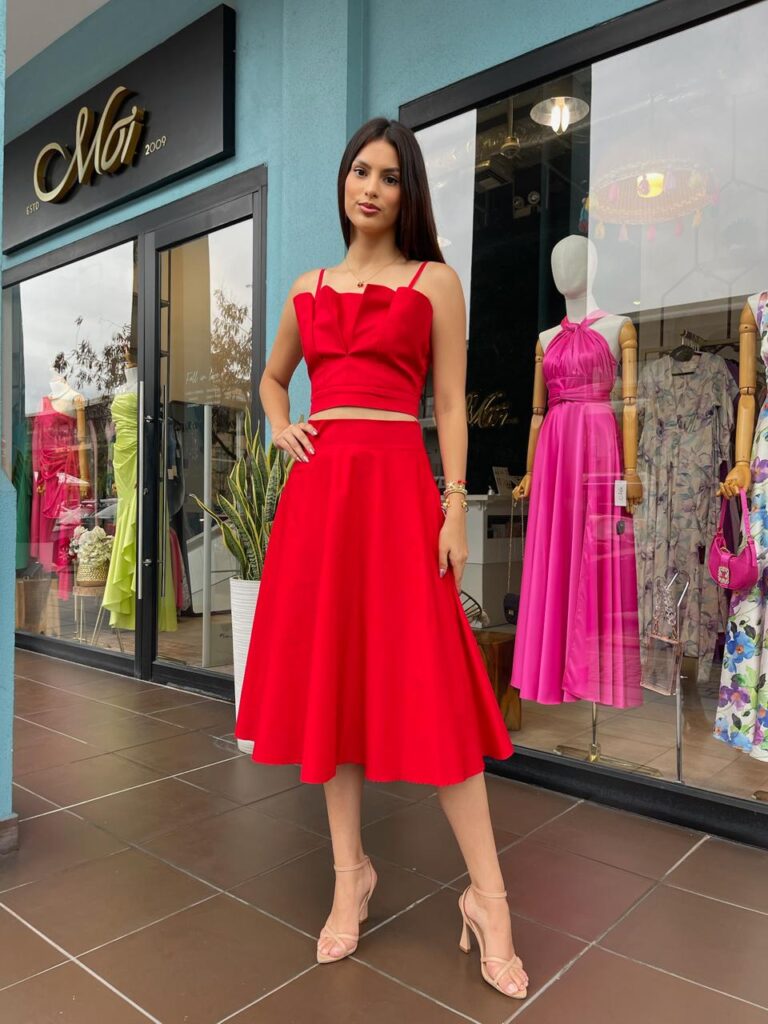 MOI - Ropa y Accesorios