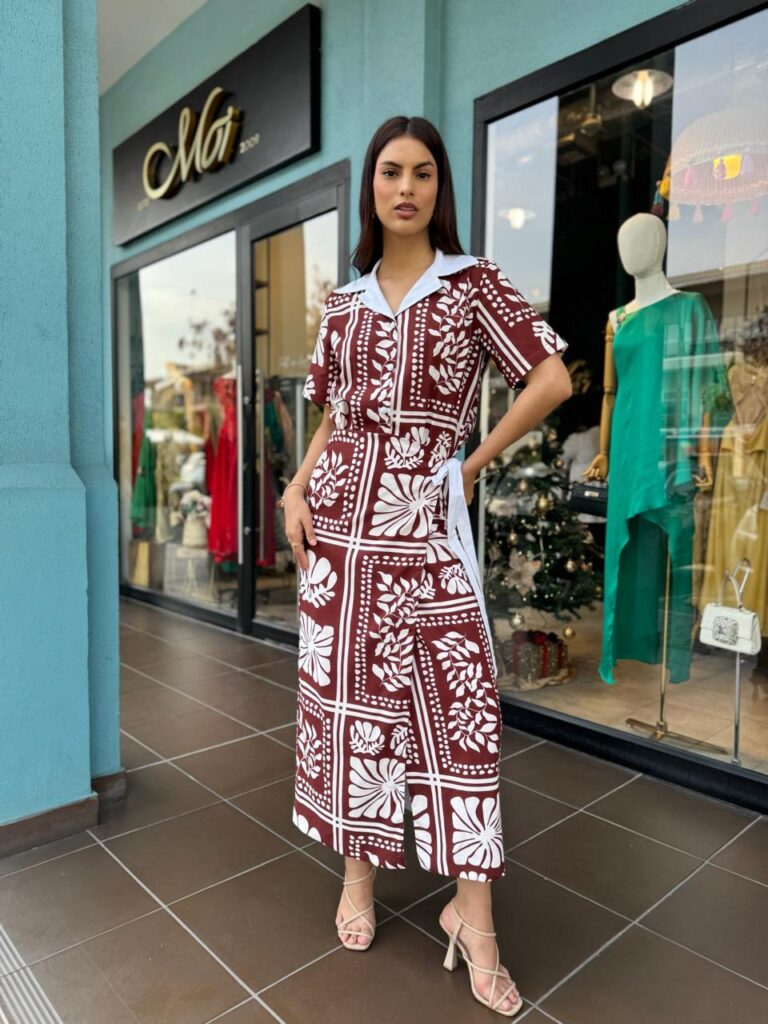 MOI - Ropa y Accesorios